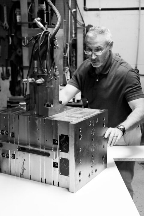 Tooling & Automation | Molding Services
